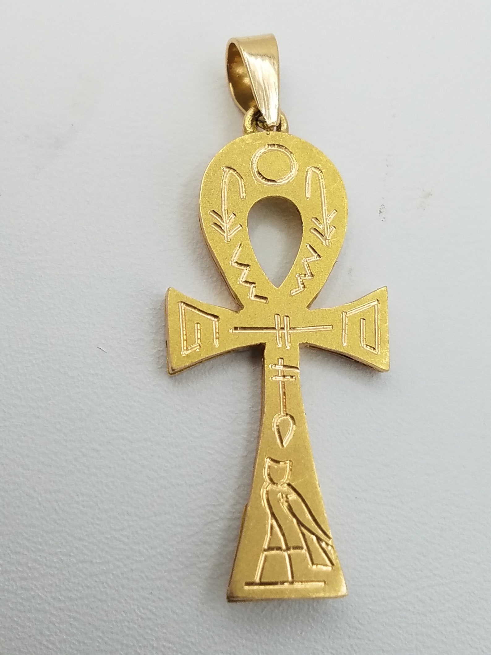 18k Gold Egyptian Ankh charm | Etsy