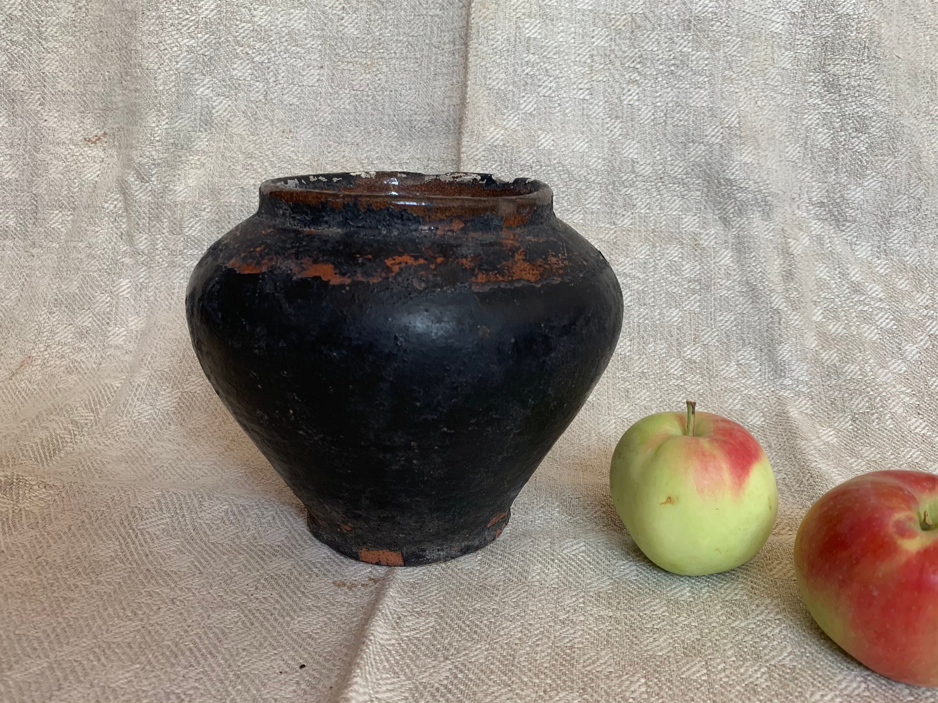 Antiker alter Tontopf, Wabi Sabi Gefäß, rustikale Tonvase, antikes ...