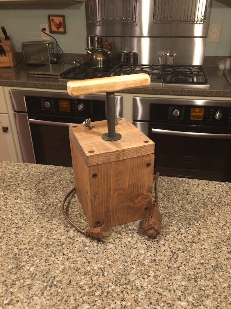TNT Blasting Machine. Lamp Switch. Dynamite Blaster Gadgets for Men TNT ...