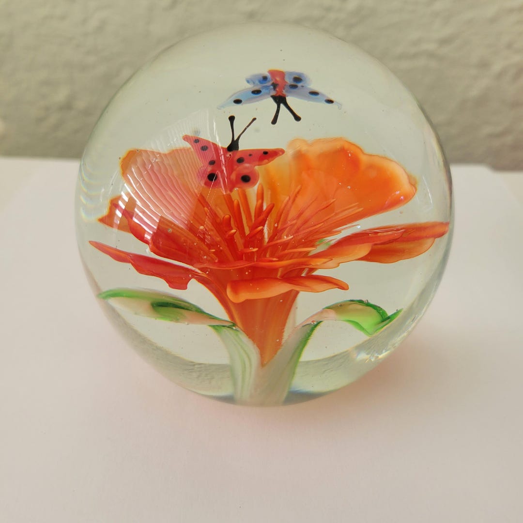 Vtg Art Glass Paperweight Controlled Bubbles With Butterflies and ...