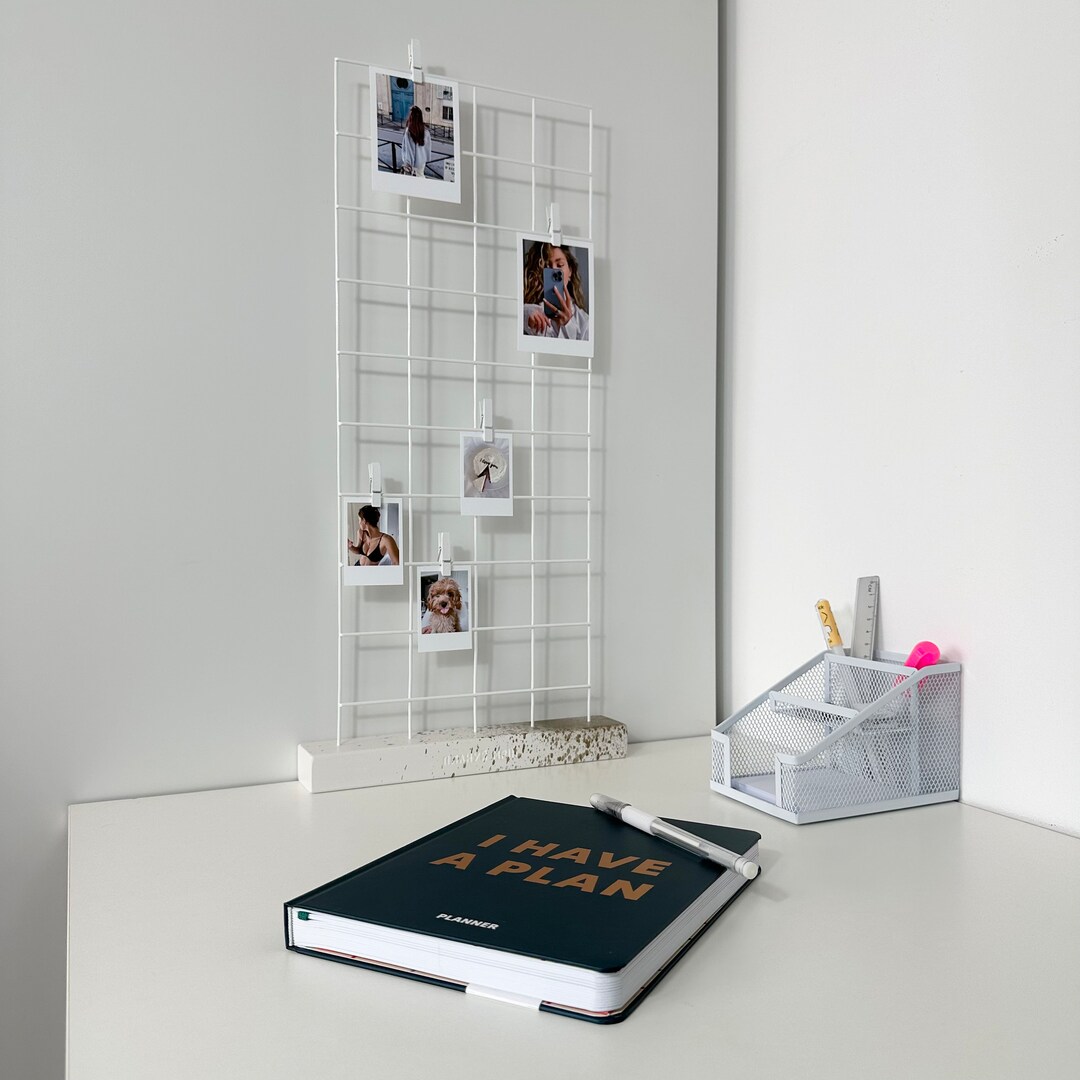 Metal Mood Board, White Wall Grid Photo Hanger, Metal Photo Frame, Wall ...