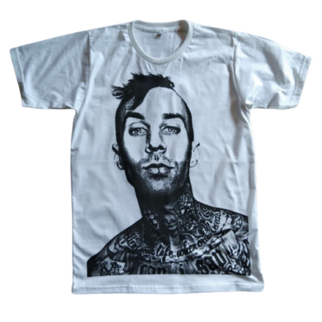 Travis Barker // T-shirt // Men's // Women's // Unisex - Etsy