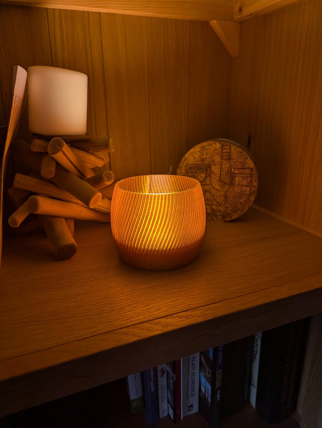 Rechargeable Retro Style Magnetic Lamp: 13 Colors, Dimmable, Remote ...