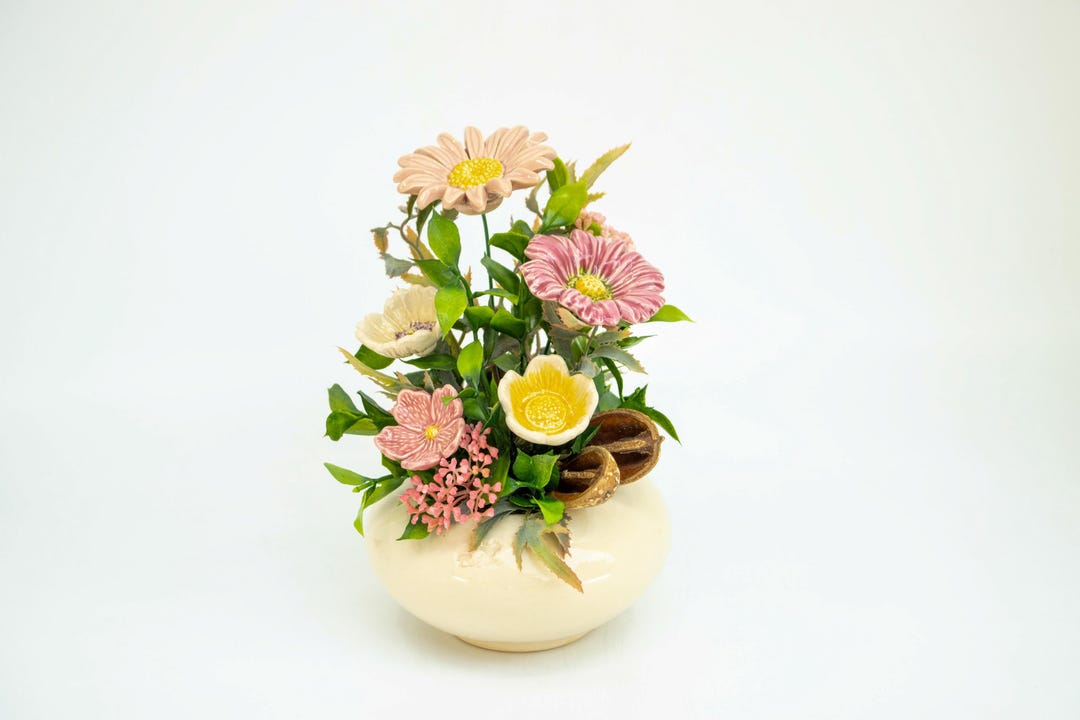 Medium Centerpiece With Garden Cosmos - Pink - Table Decoration With ...