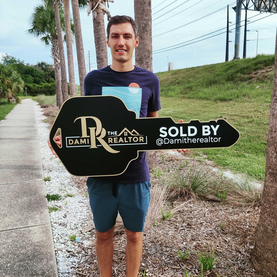 Custom Key Sold Sign, Closing Photo Prop, Modern Key Sign for Realtors ...