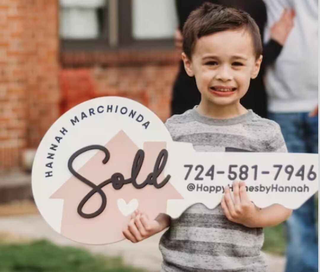 Sold by Key Sign, Realtor Closing Custom, 3D Sold Real Estate Agent Key ...