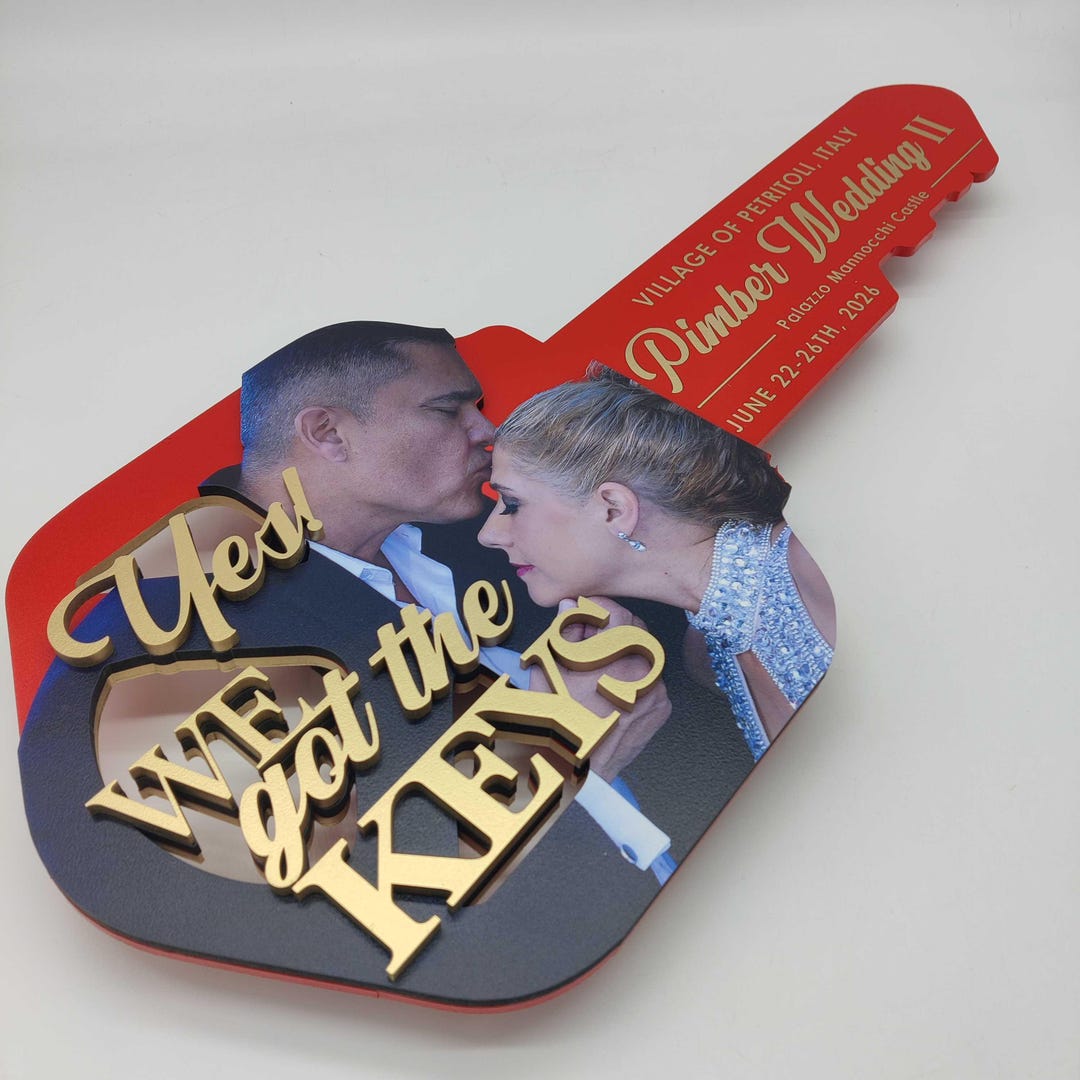 We Got the Key Sign, Red Key Sign, Gift for Newlyweds, Modern Key Sign ...