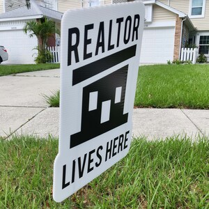 Realtor Lives Here Sign, Neighborhood Realtor Yard Sign, Modern Realtor ...