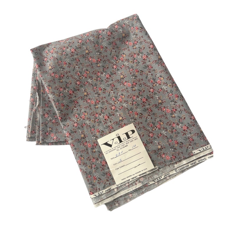 Cranston Print Works VIP. Vintage Print Cotton Fabric. Craft Sewing Project. Made in USA - Etsy
