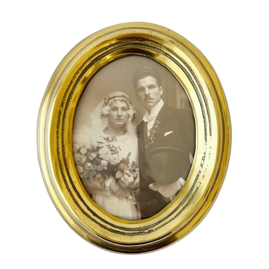 Vintage Brass Oval Photo Frame – Solid Brass With Plexiglass Cover ...