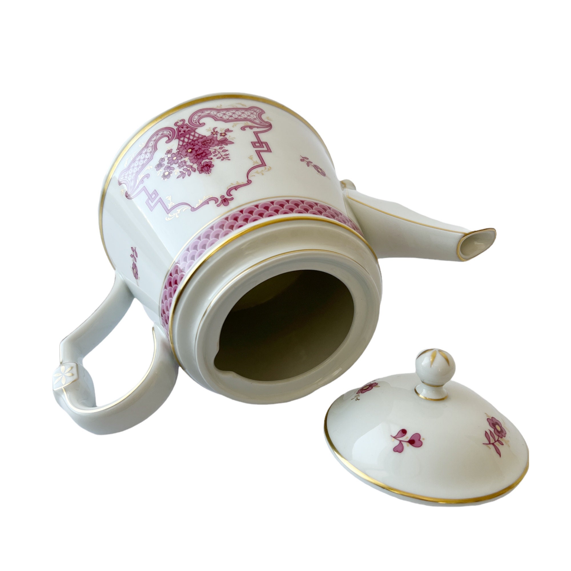 Vintage HEINRICH Porcelain Teapot – Hand-painted Floral Pattern, Gold ...