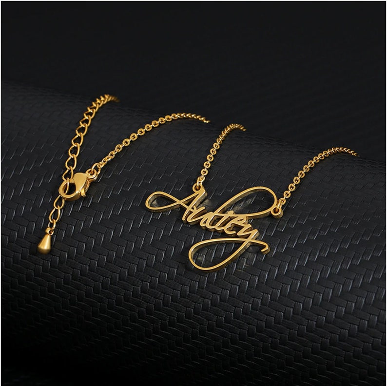 18k Cursive Name Necklace Name Necklace Cursive Name Plate Etsy