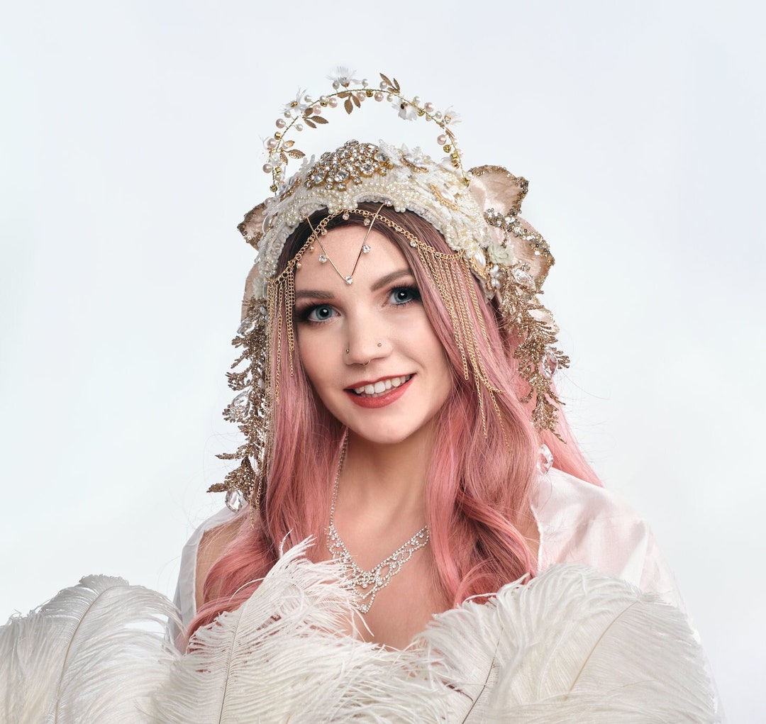 The Frozen Angel Queen - Etsy