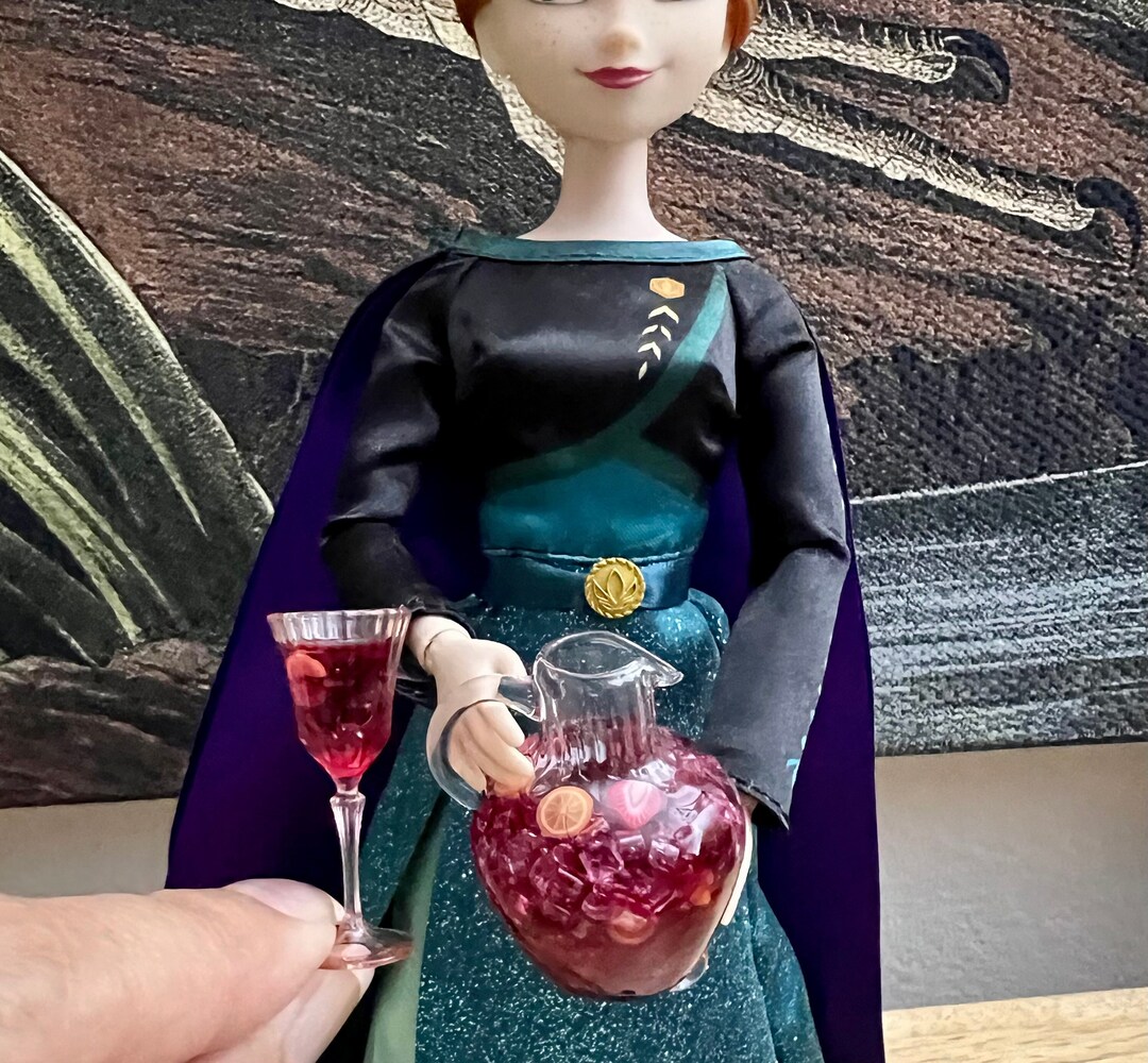 1:6 Scale Drink Pitcher With Sangria or Fruit Punch FOR Blythe Size 12 ...