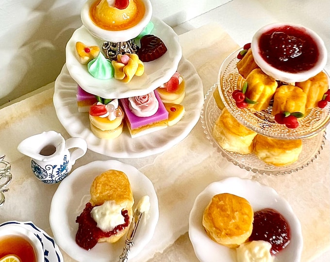 Miniature Plain Scones and Tea Set, Afternoon Tea, Dollhouse Miniatures ...
