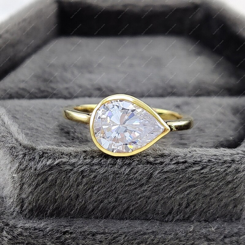 Horizontal Ring - Etsy