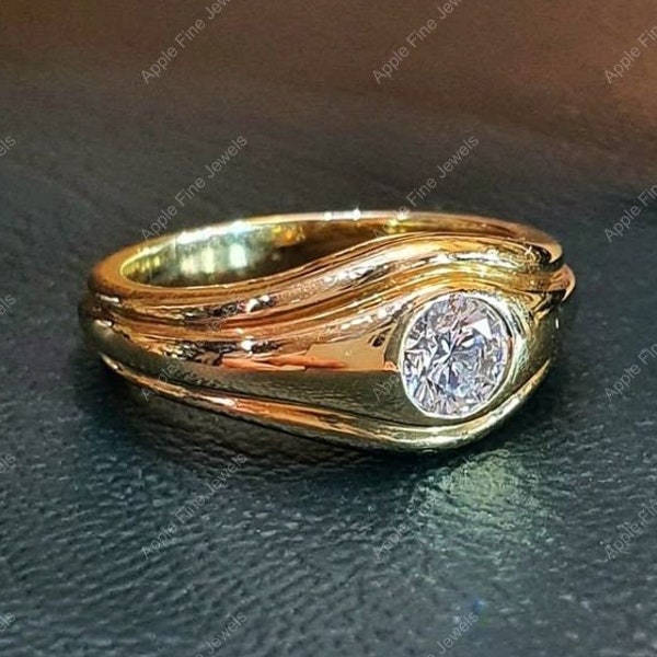 Flush Set Ring - Etsy