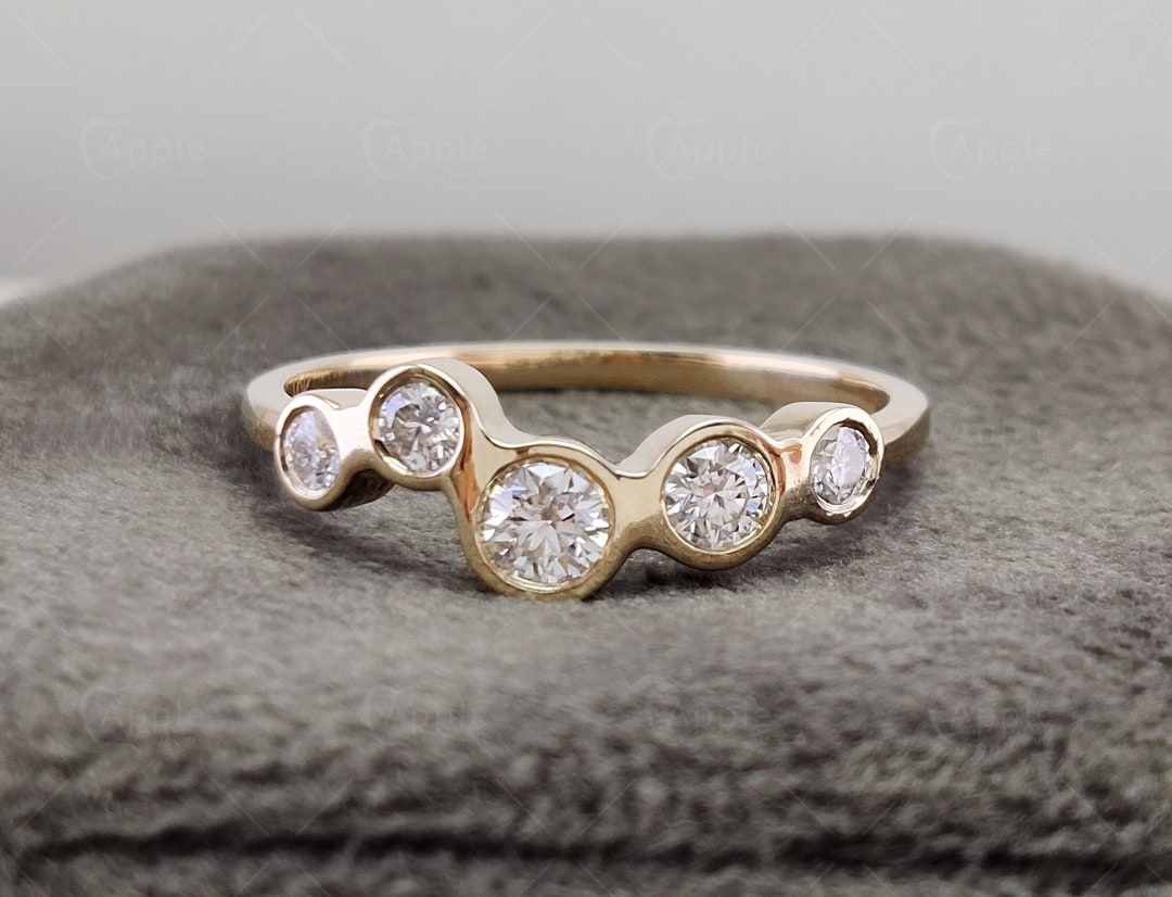 Bubble Scatter Ring, Rubover Moissanite Ring, Multi Stone Bezel Set ...