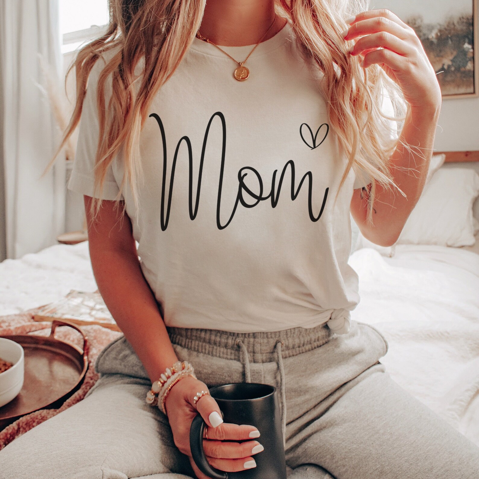 Mom SVG Svg Files for Cricut Heart Svg Strong Women Svg - Etsy
