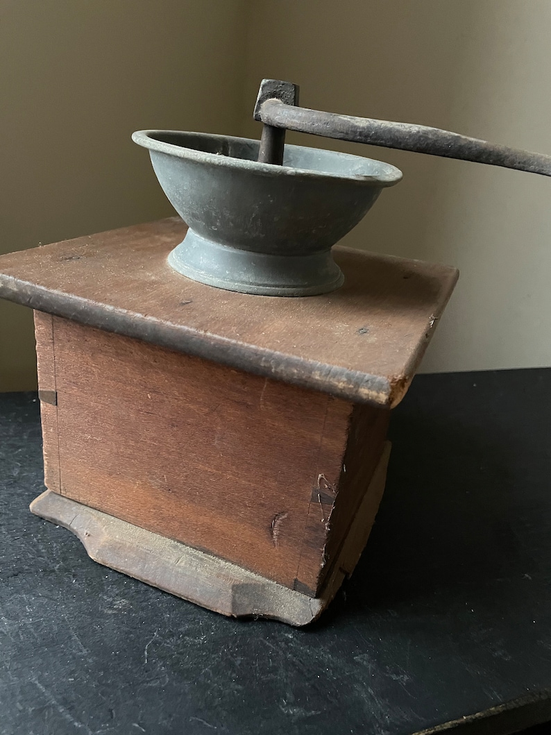 Antique Primitive Hand-crank Coffee Grinder - Etsy