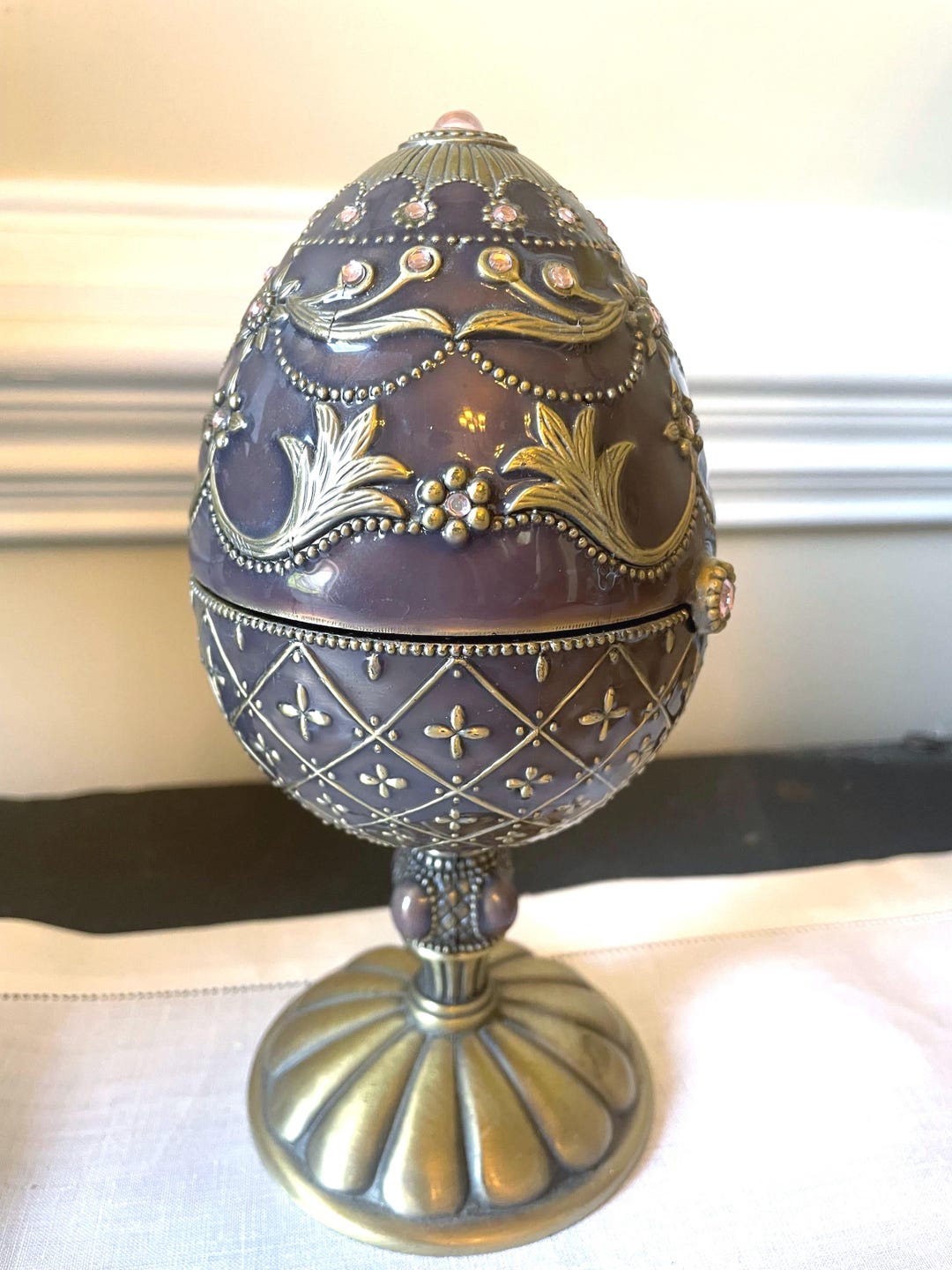 Bejeweled Egg-shaped Music Box Purple and Gold With Rotating Butterfly ...