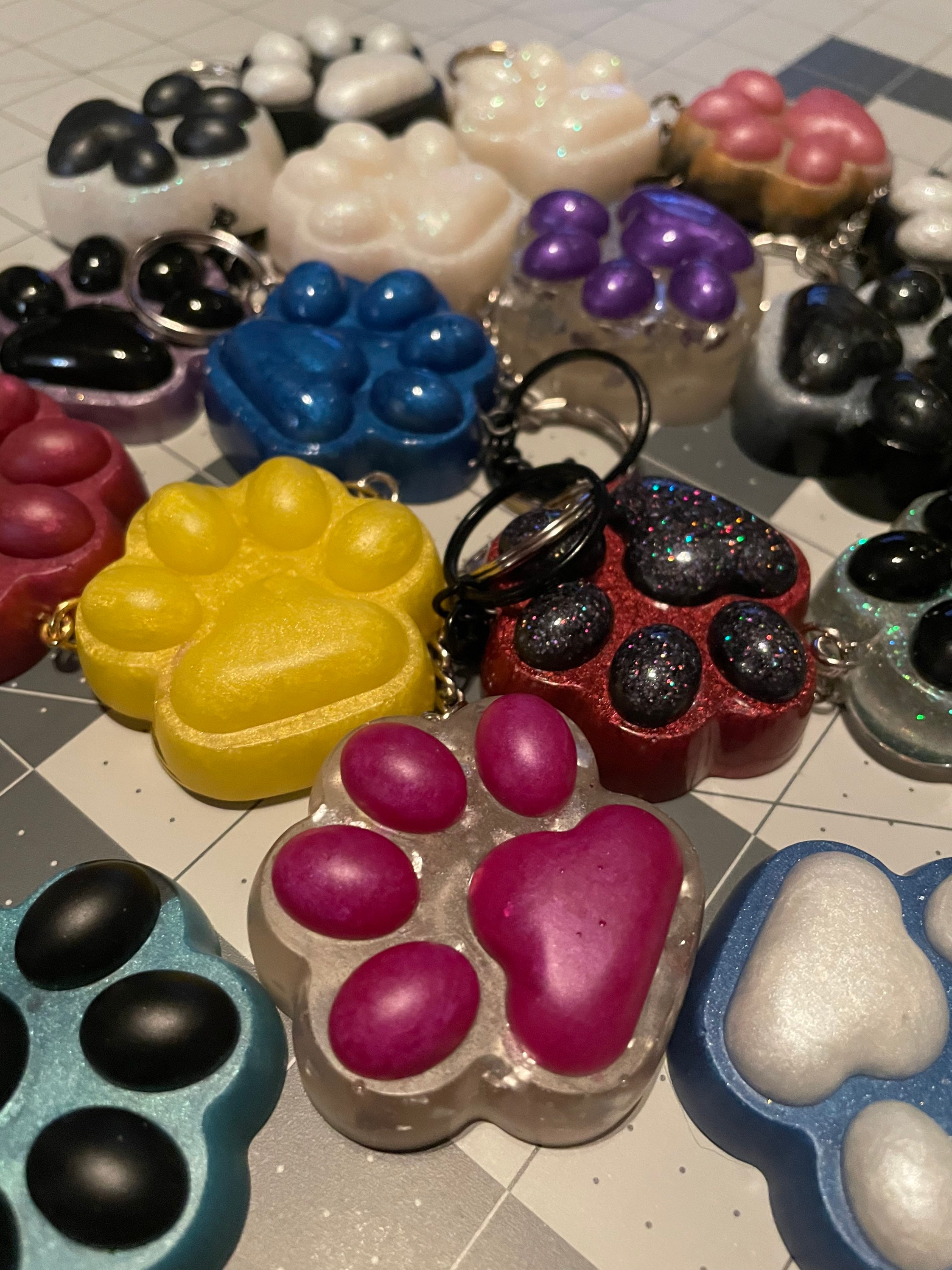 Resin Paw Print Keychain - Etsy