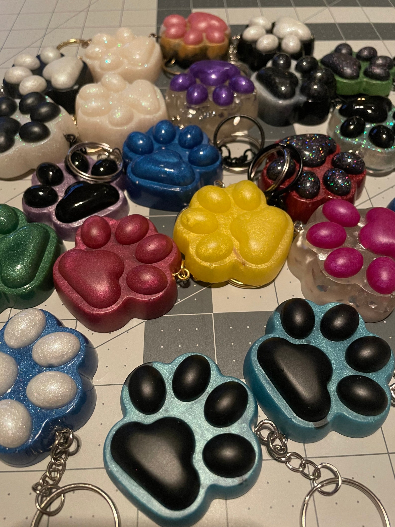 Resin Paw Print Keychain - Etsy