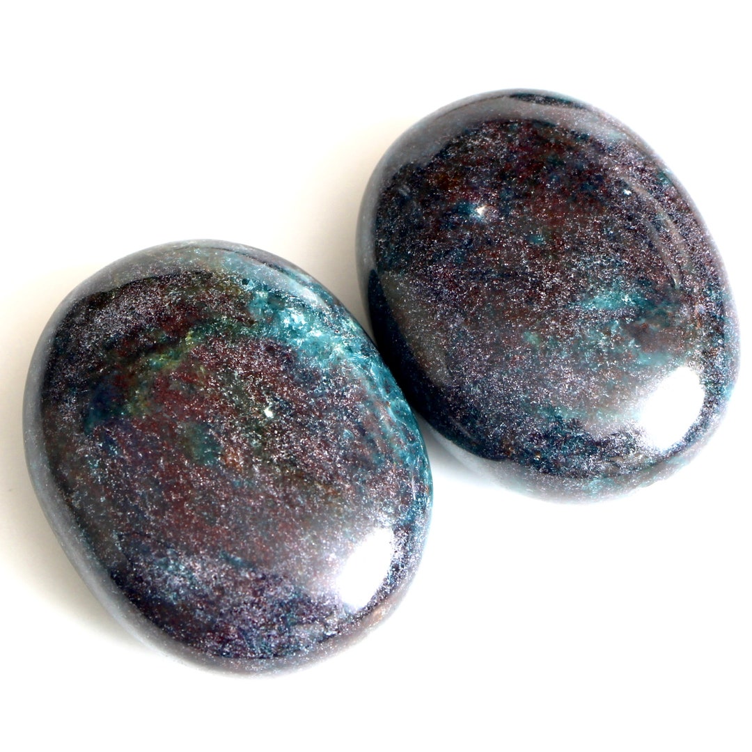 Ruby Kyanite Palm Stone, AAA Grade Gemstone - Etsy