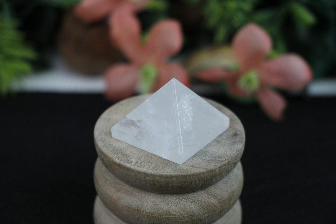 Clear Crystal Quartz Pyramids, Clear Quartz Healing Pyramid, Crystal ...