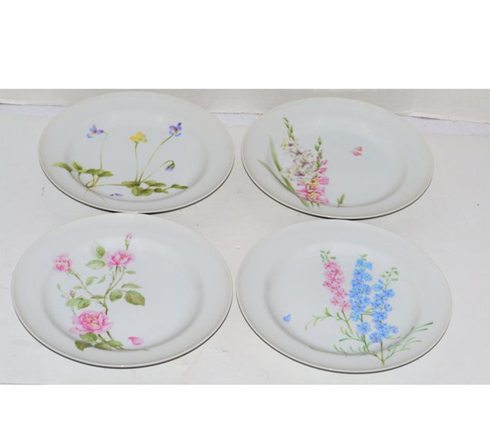 Mikasa Flower of the Month Dinner Plates - Set of 12 - Etsy
