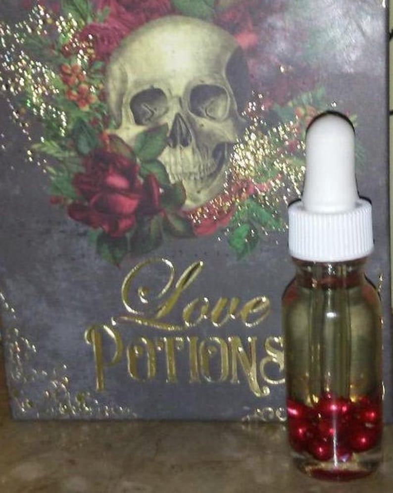 15 Ml Bottle-magical Love Potion Divina Amazing Spell Potion - Etsy