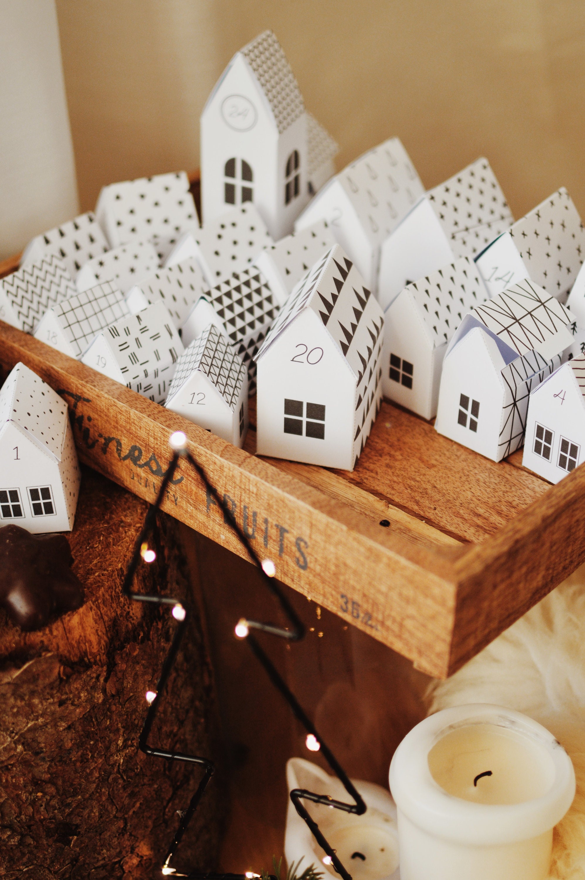 Advent Calendar "village" DIY Houses Made of Paper to Fold, Calendar ...