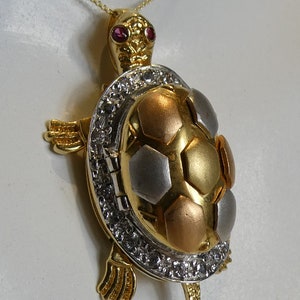 Superb Heavy Solid 18ct Gold Diamond & Ruby Set Opening Tortoise Locket ...