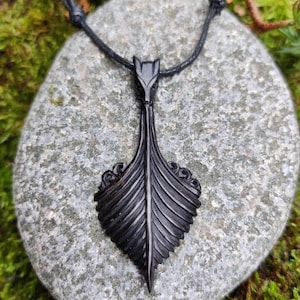 Bone Viking Longboat Pendant, Wolf Figurehead, Viking Ship Necklace - Etsy