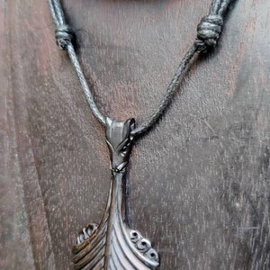 Bone Viking Longboat Pendant, Wolf Figurehead, Viking Ship Necklace - Etsy