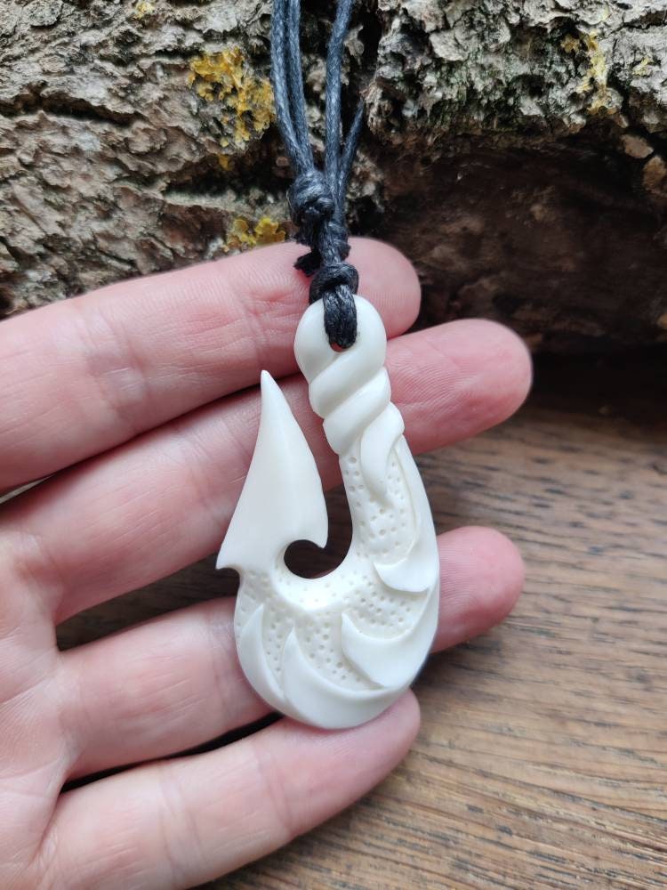 Maori Style Bone Fish Hook Hei Matau Pendant - Etsy