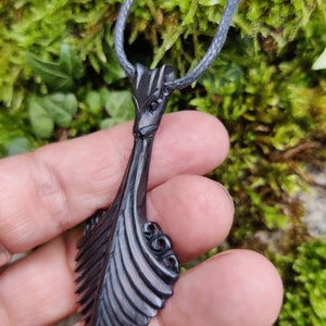 Bone Viking Longboat Pendant, Wolf Figurehead, Viking Ship Necklace - Etsy