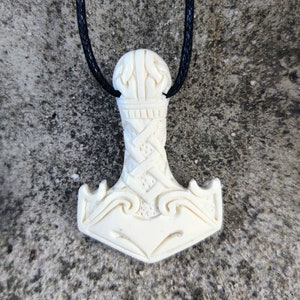 Viking Bone Mjolnir, Thor's Hammer Pendant, Celtic Knotwork - Etsy