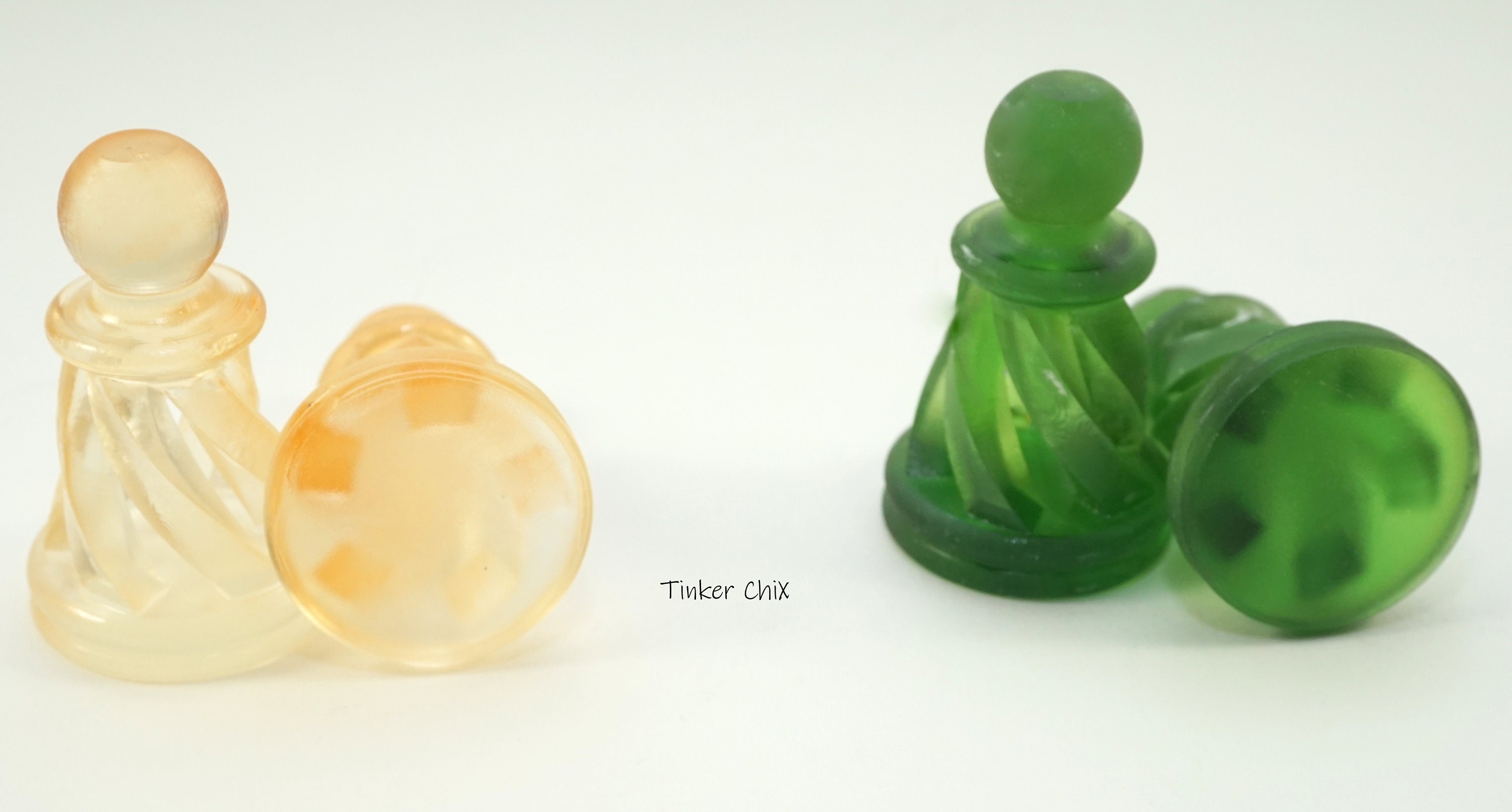 Queen's Gambit Chess Set (limited Edition) - Etsy