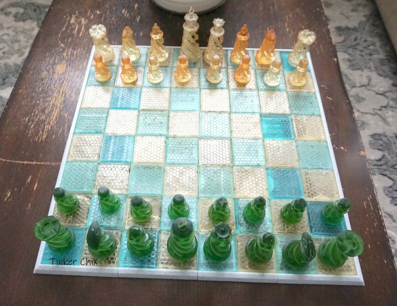 Queen's Gambit Chess Set (limited Edition) - Etsy