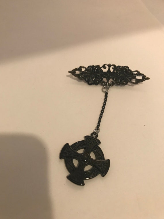 Spilla ispirata alla croce victoria spilla gotica gioielli - Etsy Italia