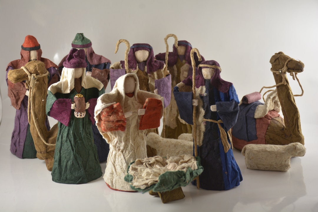 Vintage Hand Made 13 Piece Nativity Set - Etsy UK