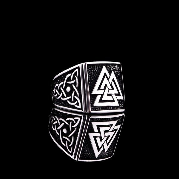 Runa del triángulo de odín - Etsy México