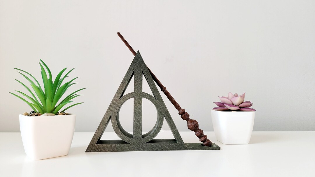 Personalized Wizard Wand Holder, Wizard Wand Stand, 3d Printed Wand ...