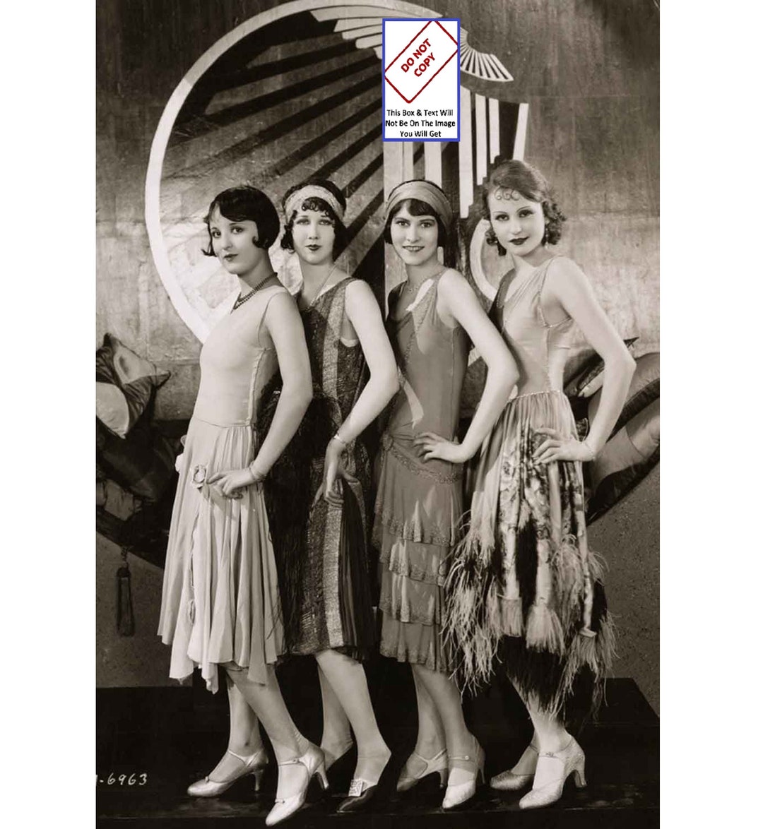 Stylish Flapper Ladies Photo 1920s Flappers Jazz Girls Prohibition Era ...