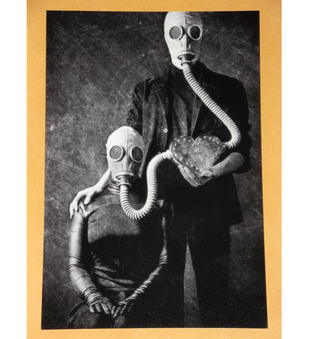 Gas Mask Fetish Couple Freaky Vintage Photo Creepy Leather Head Face ...