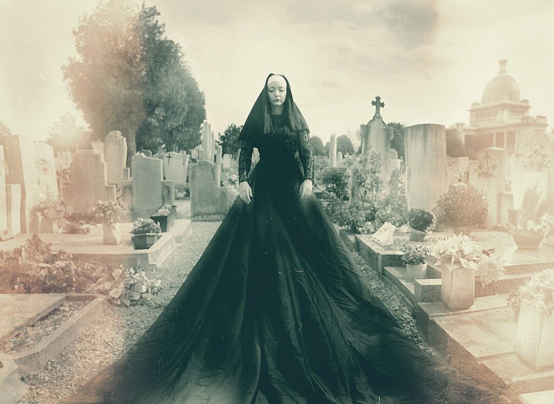 Scary Creepy Cemetary Lady Halloween Black Dress Vintage Photo Chilling ...