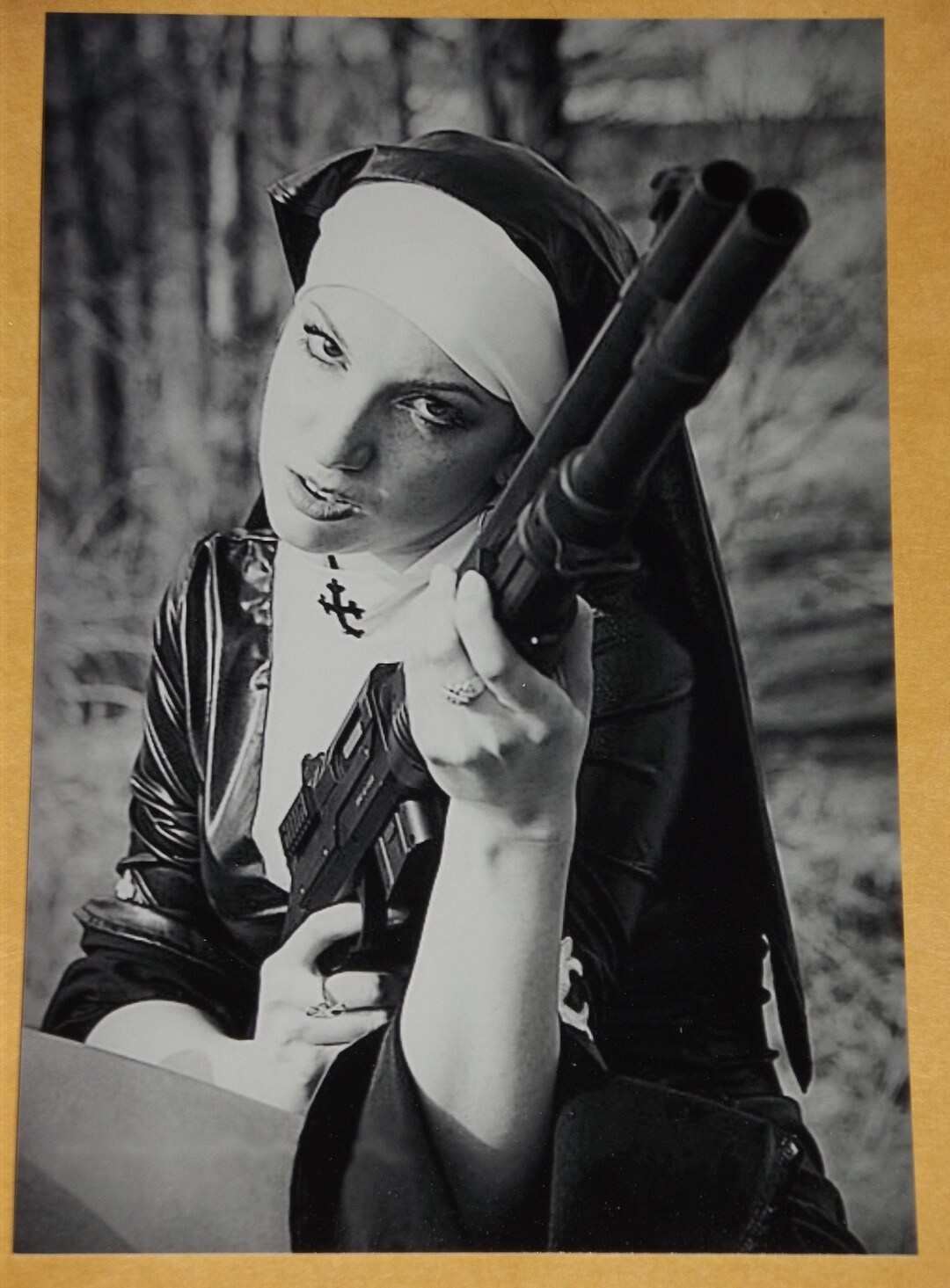 Sexy Gun Nonne Weird God Girl Weird Scary Strange Odd Occult Ghost ...