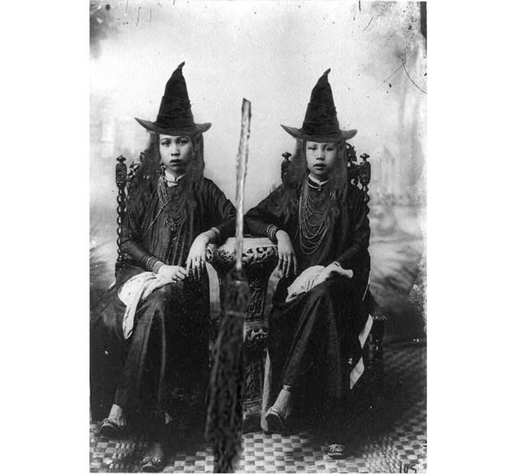 Witches Witchcraft Halloween Witch Spooky Vintage Photo Psychic Wiccan ...