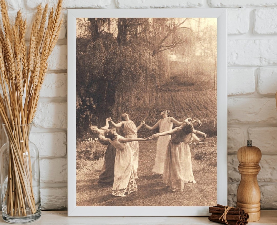 Dancing Witches Photo Witch Dance Witchcraft Halloween Vintage Photo ...